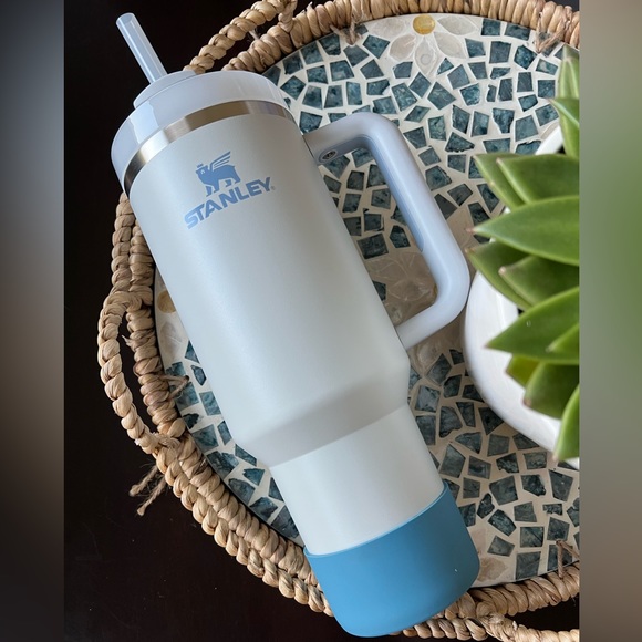 Stanley | Dining | Stanley Fog Stanley 4 Oz Quencher H20 Flowstate ...